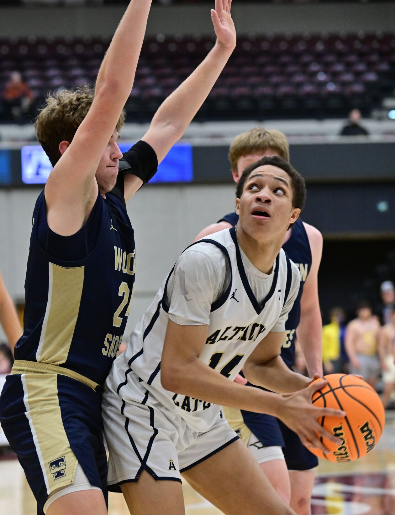 Althoff battles past Teutopolis to earn first state semifinal ...