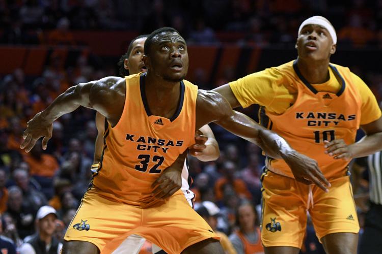 See Illinois men's basketball Big Ten championship ring ceremony ...