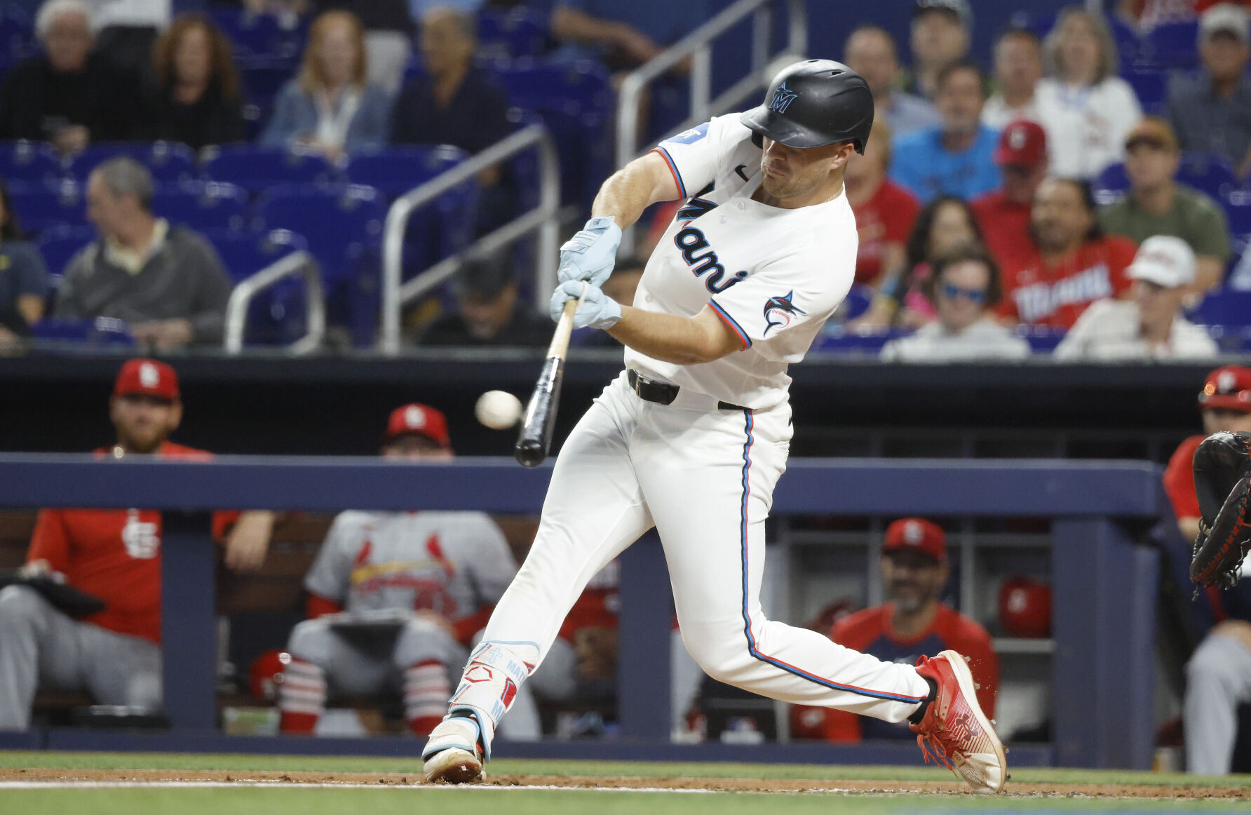 Cardinals sidestep trouble, but opponents walk over bullpen