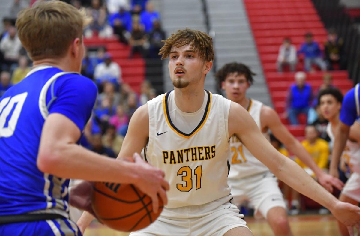 Moline clamps down on O'Fallon to claim victory in 4A sectional final