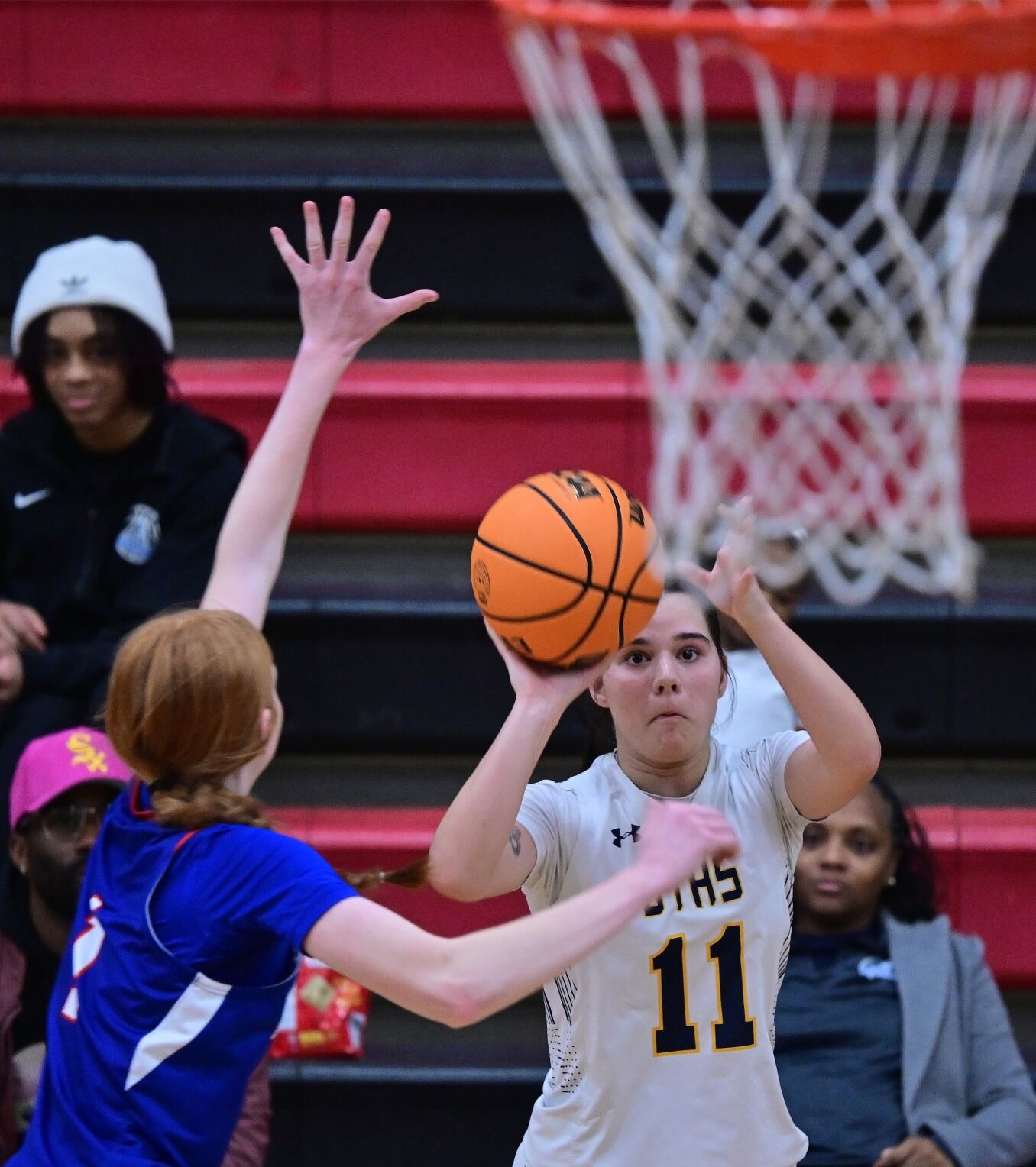 Kennah Barringer drills 3-pointer at buzzer, lifts O'Fallon to Highland ...