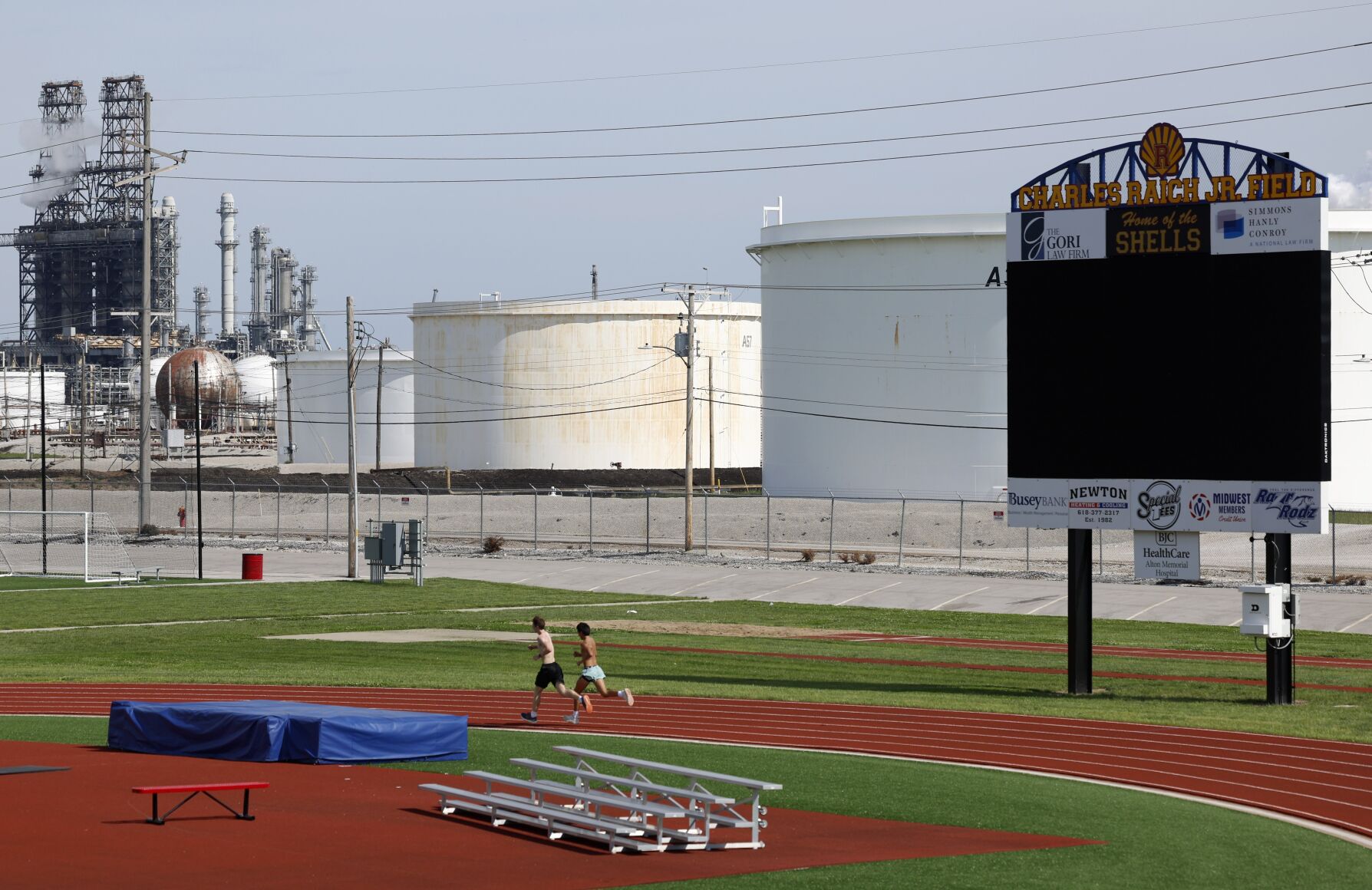 Roxana High School sits next to Wood River Refinery in Roxana, Ill.