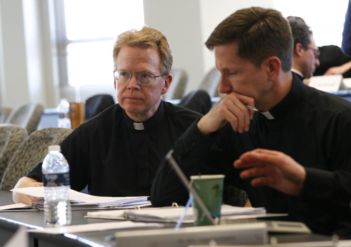 Business program trains priests to become parish CEOs