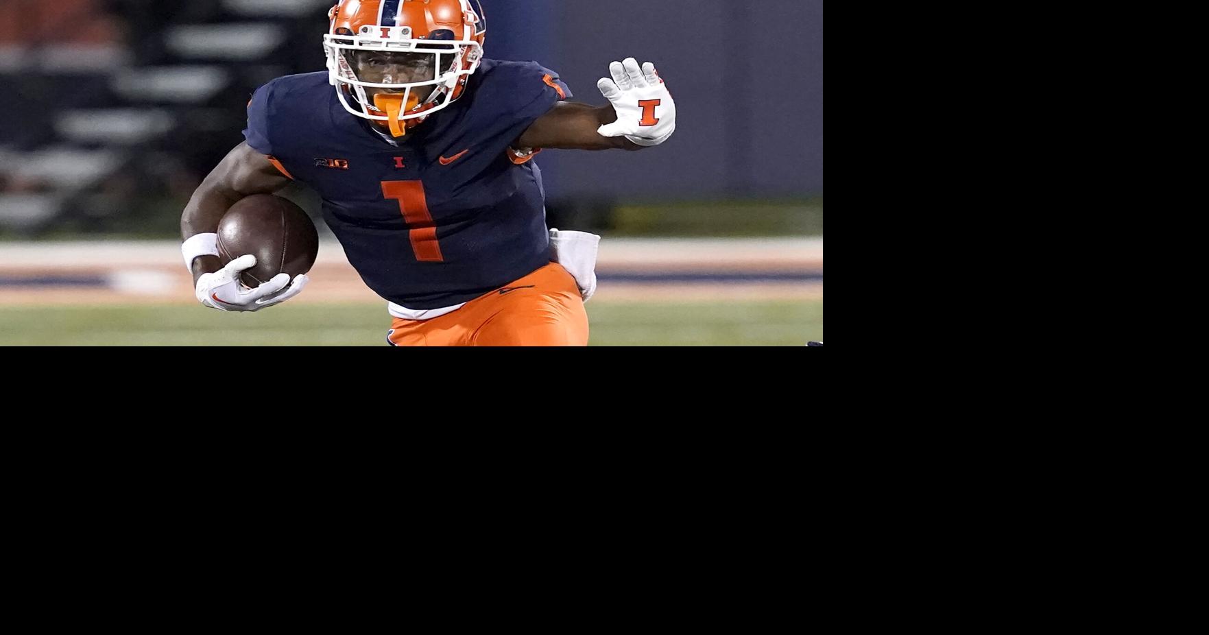 Illinois Fighting Illini vs. Iowa Hawkeyes football video highlights ...