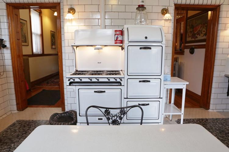 At home: A look inside the famed Magic Chef mansion