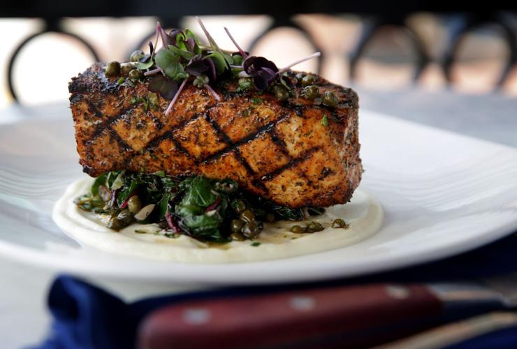 801 Local's upscale neighborhood-restaurant approach goes nowhere new ...