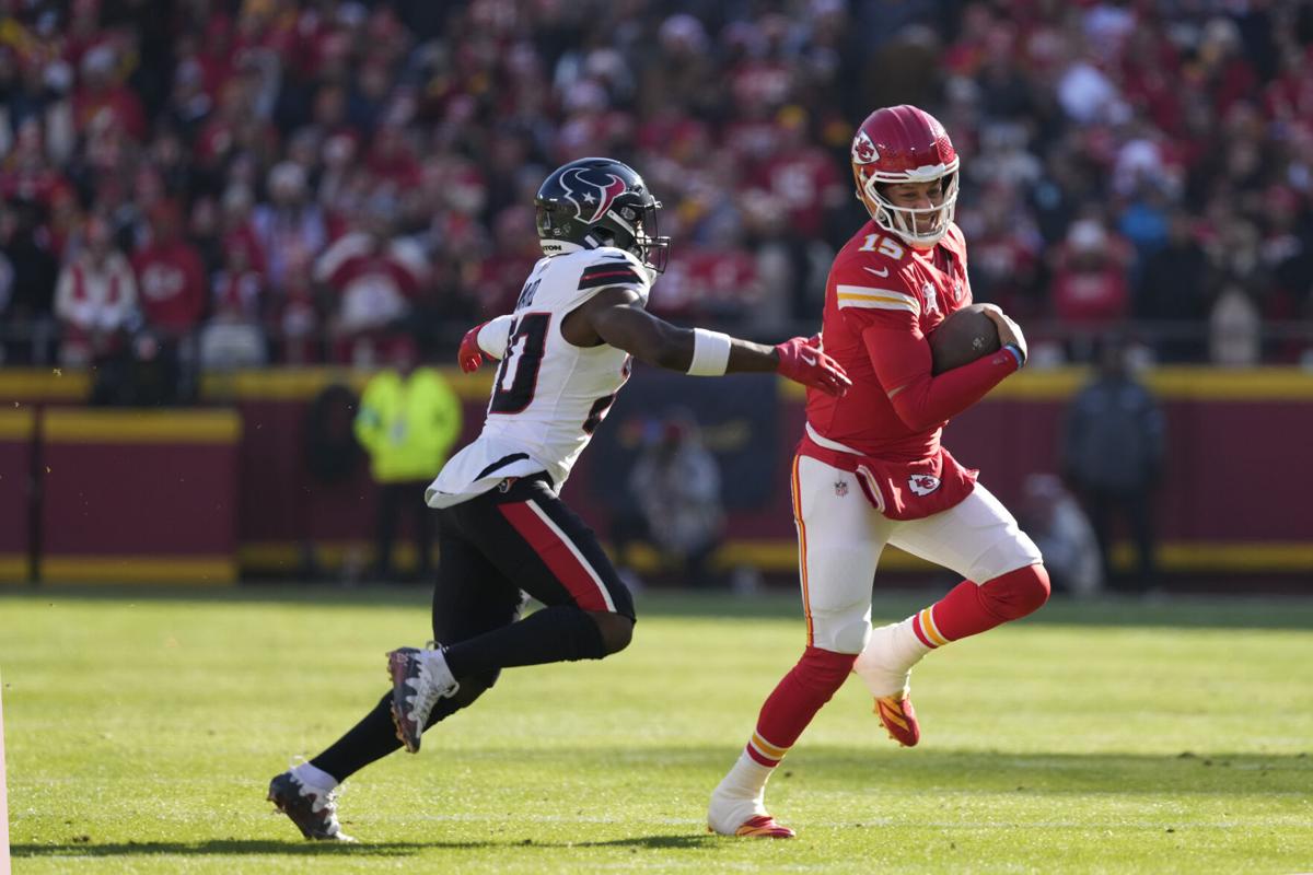 Chiefs enter playoffs after astounding St. Louis TV rating