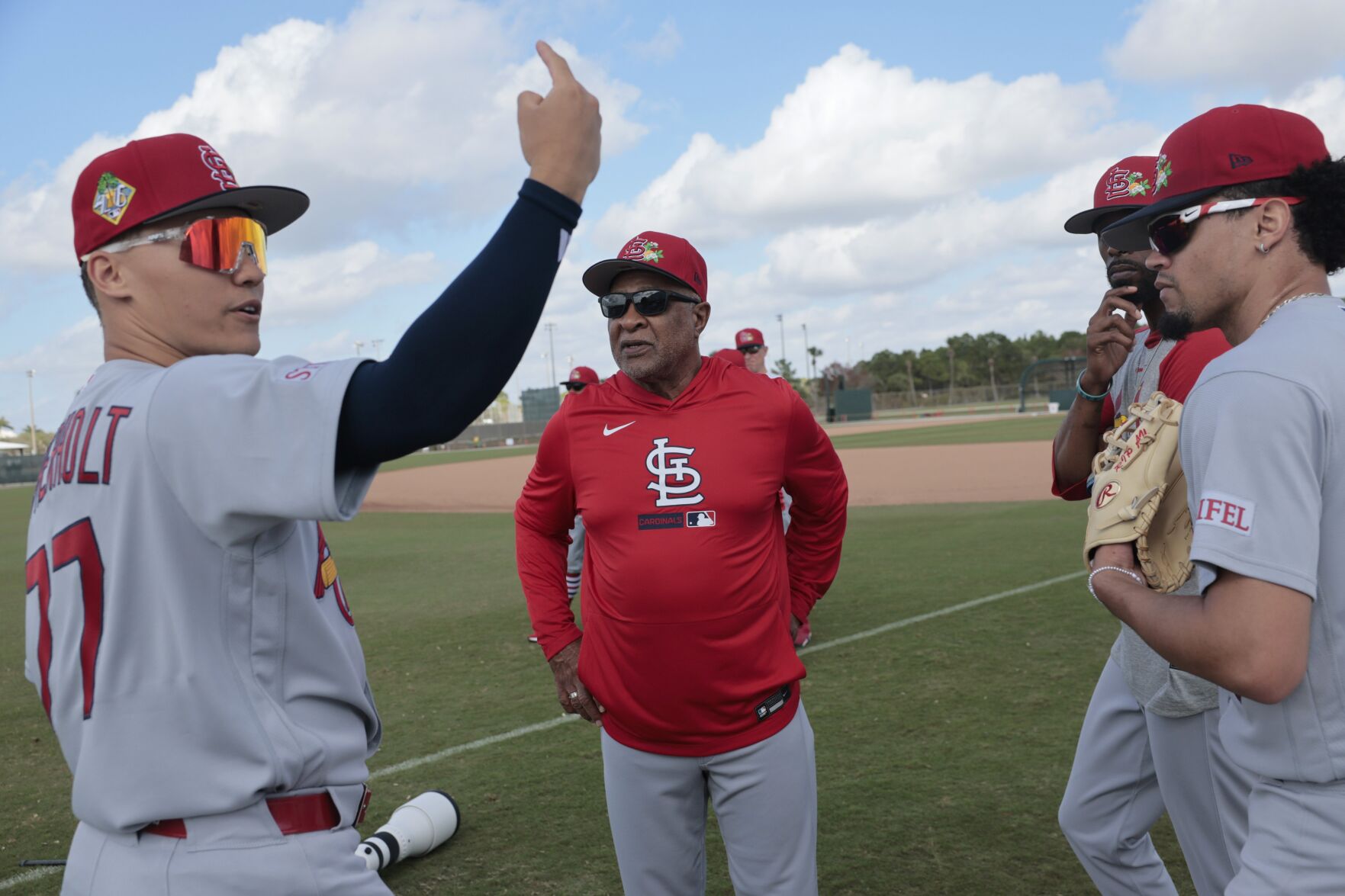 Cardinals put Molina, Smith to work as spring training opens