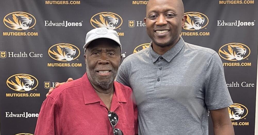 Mizzou basketball’s Dennis Gates leans heavily on influence from Joe Carr