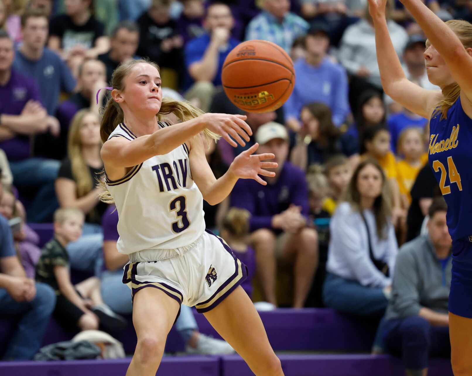 Troy gets past Francis Howell to claim fifth consecutive district title