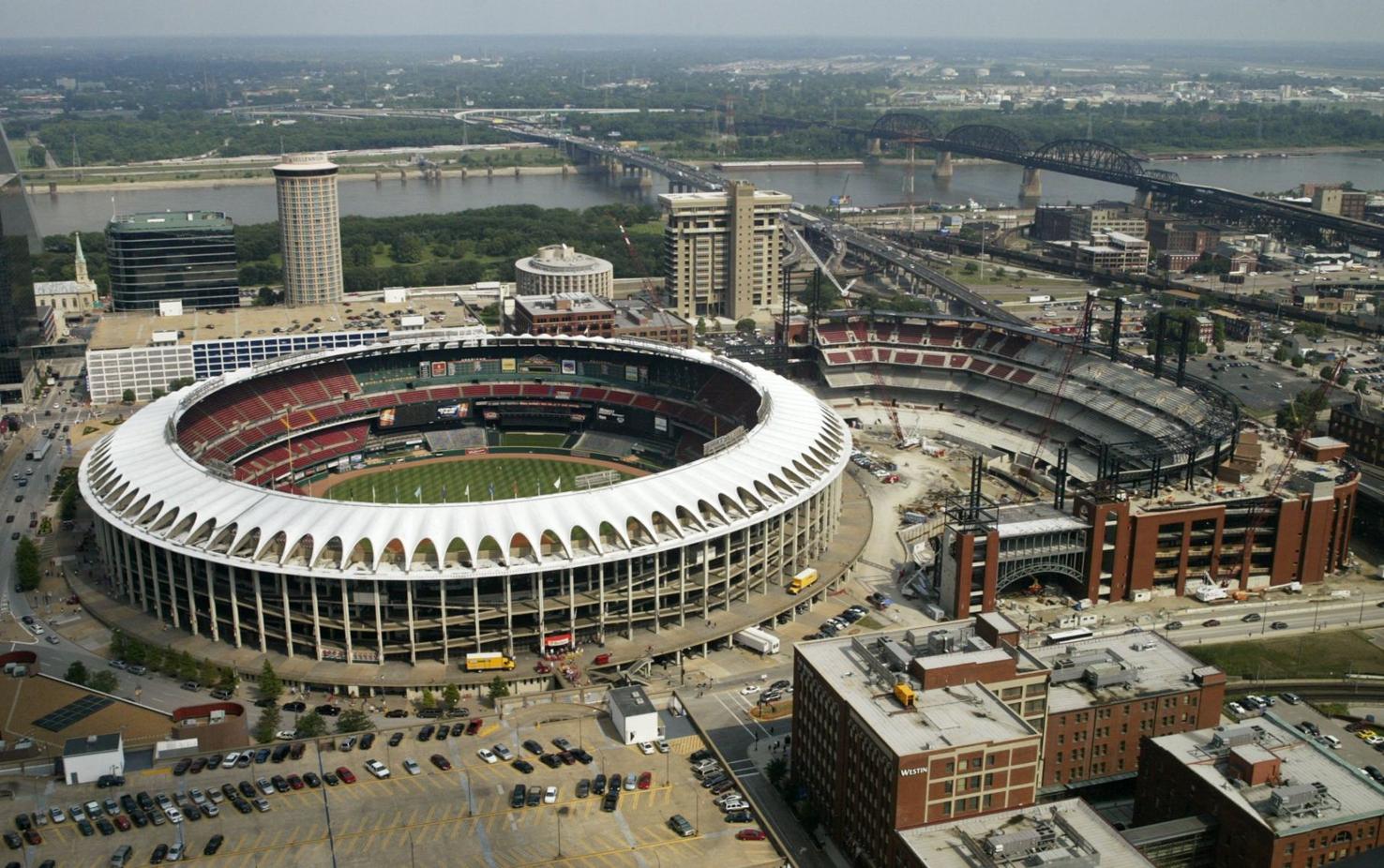 See the Cardinals' home being built during two-year construction