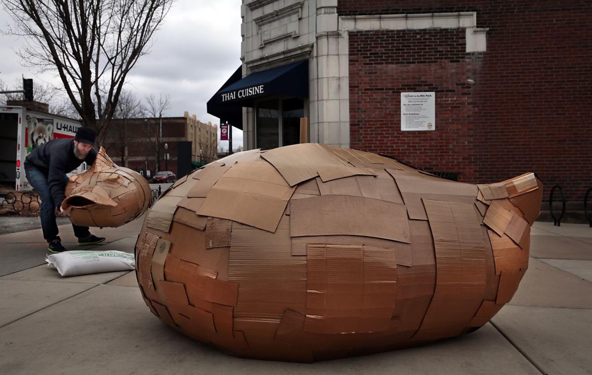 Giant cardboard duck sculpture lands in St. Louis park off South Grand