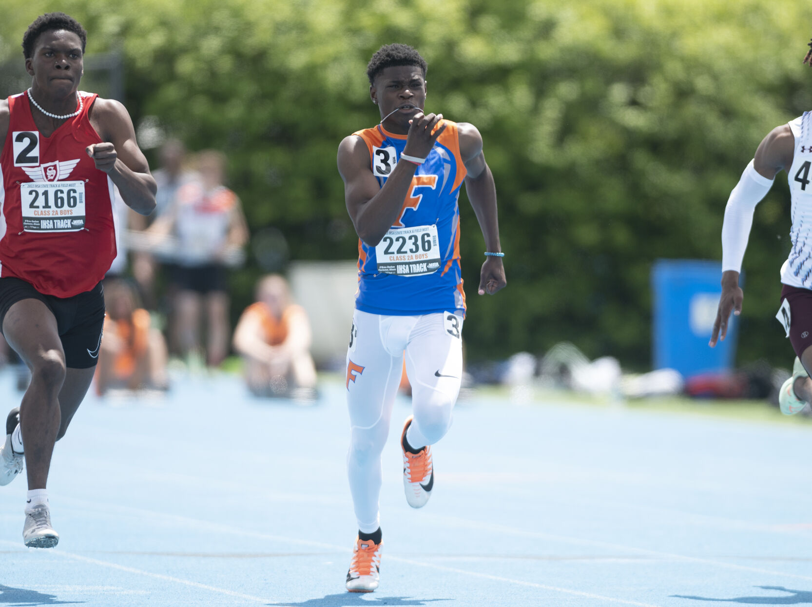 East St. Louis repeats as 2A team champion; Edwardsville shares 3A title