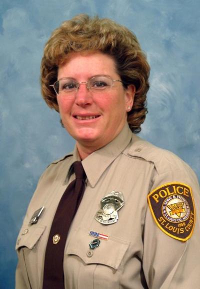 St. Louis County police officer wins national DARE award