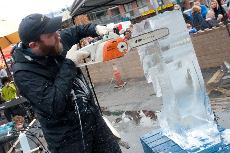 Embrace the cold this weekend at Loop Ice Carnival