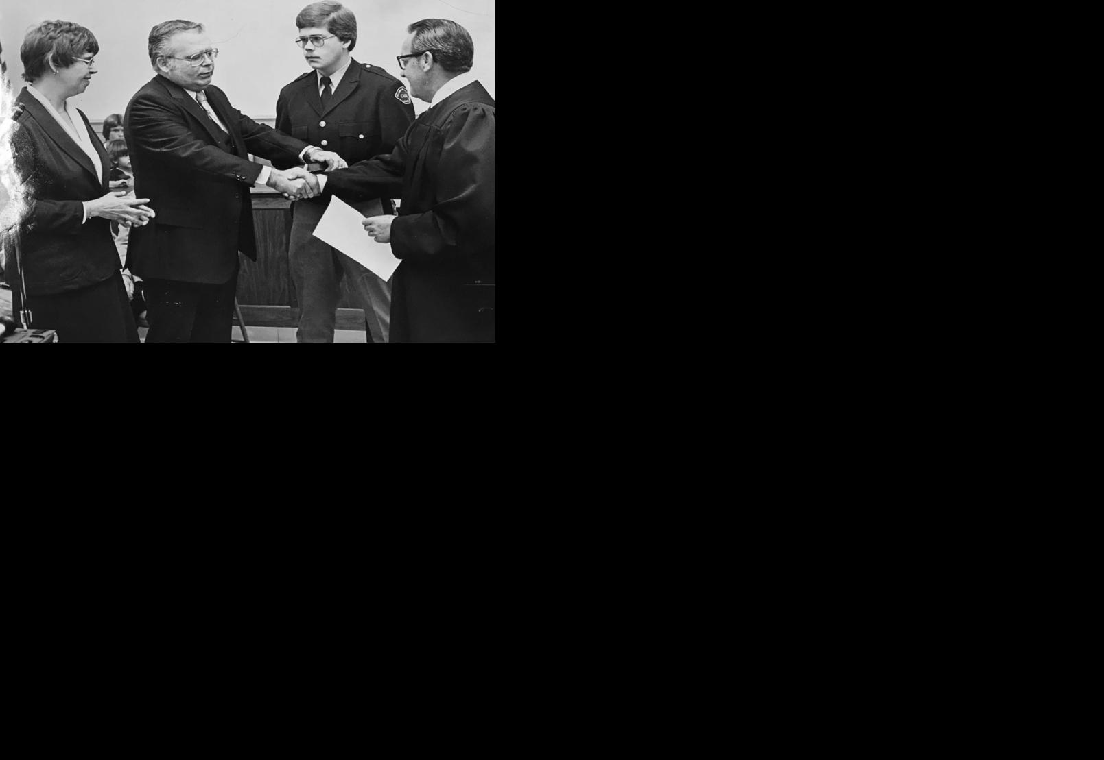 Robert Lowery Sr., former police chief and mayor in Florissant, dies ...