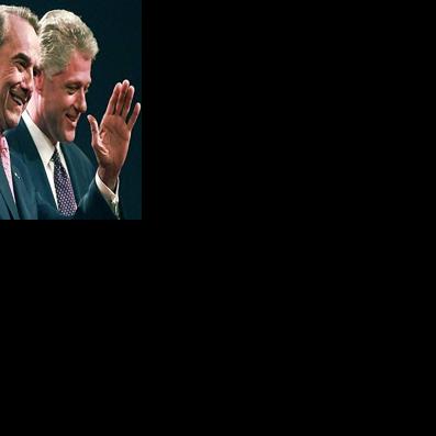 Bob Dole honoring former campaign foe Bill Clinton with `Leadership Prize'