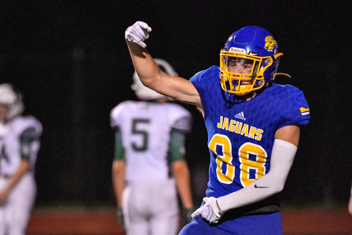 Ruble kicks his game into high gear to help Seckman roll past De Soto ...