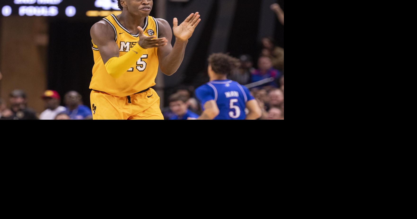 Duke transfer Mark Mitchell helped Mizzou top KU