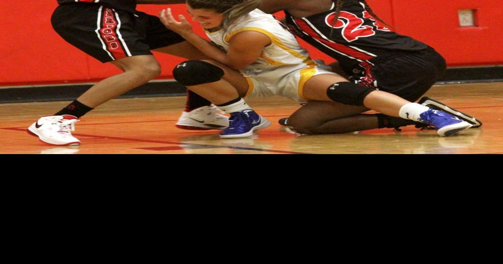 Hayden's bucket at buzzer lifts Seckman to 40-39 win over Jennings in ...