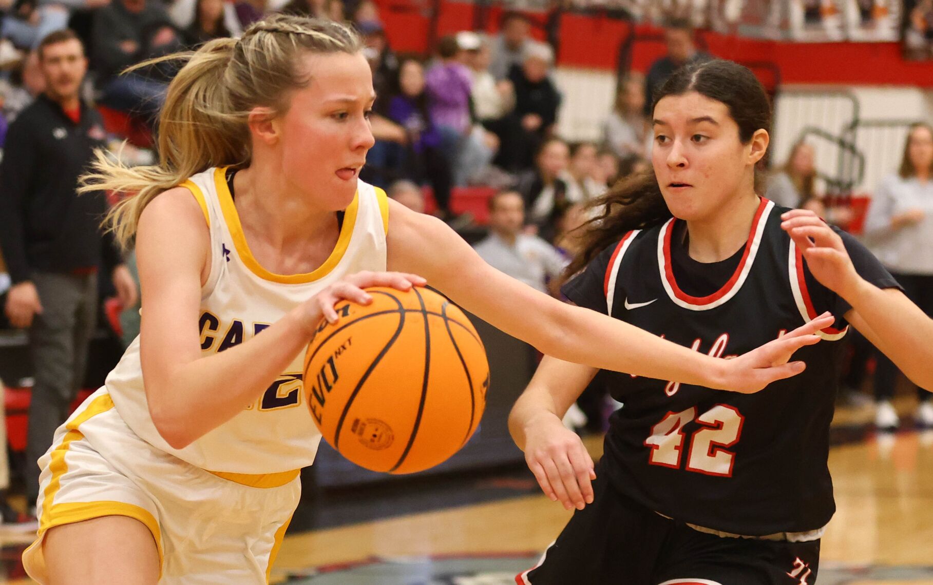 38th Highland Tournament, first round: Highland 44, Carlyle 42