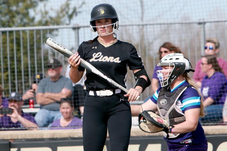 Streaking Lindenwood softball teams looks to keep rolling
