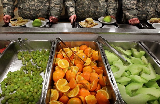 Army chow lines use color coding to promote healthy choices