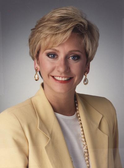 Longtime KSDK anchor Deanne Lane engaged to former detective