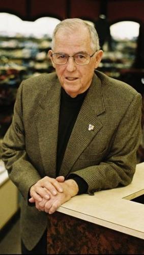 J. Maurice Thro; was president of landmark clothier in St. Charles