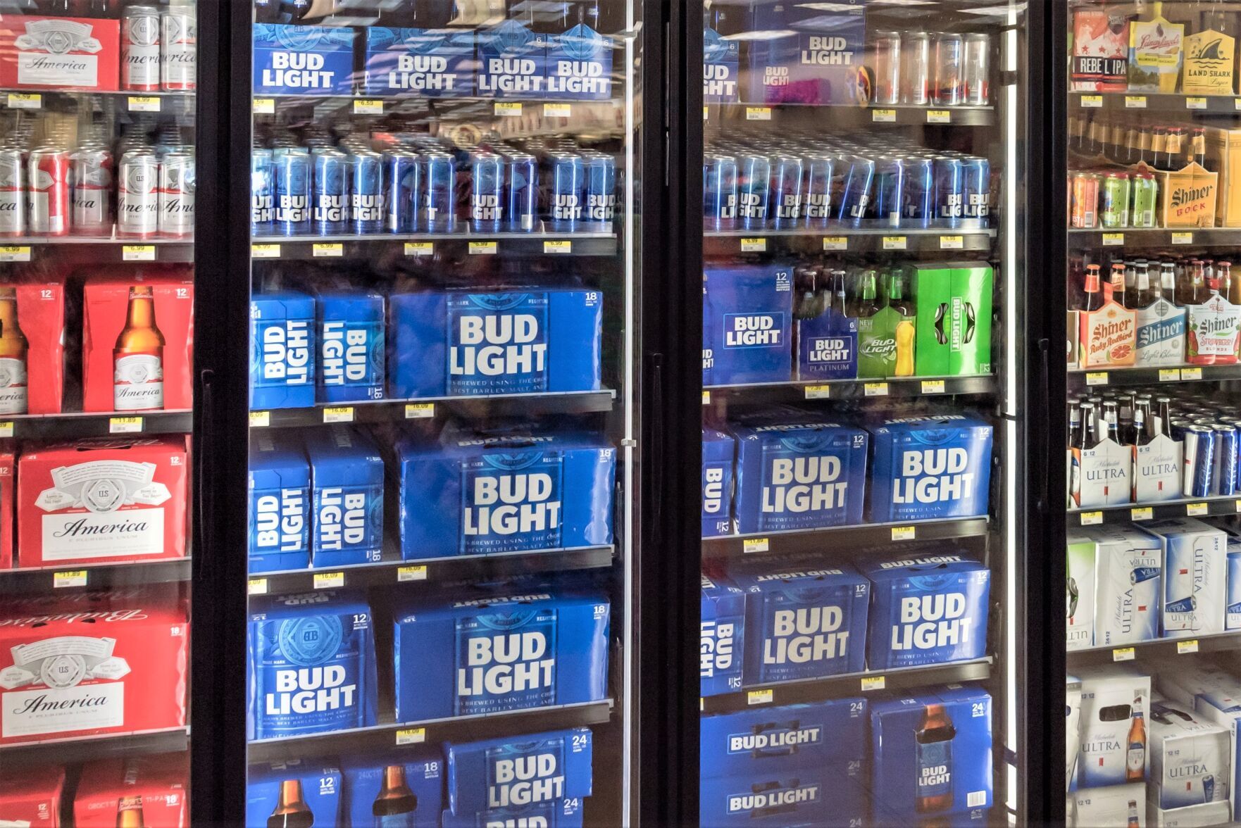 Anheuser-Busch to acquire 'party punch' brand