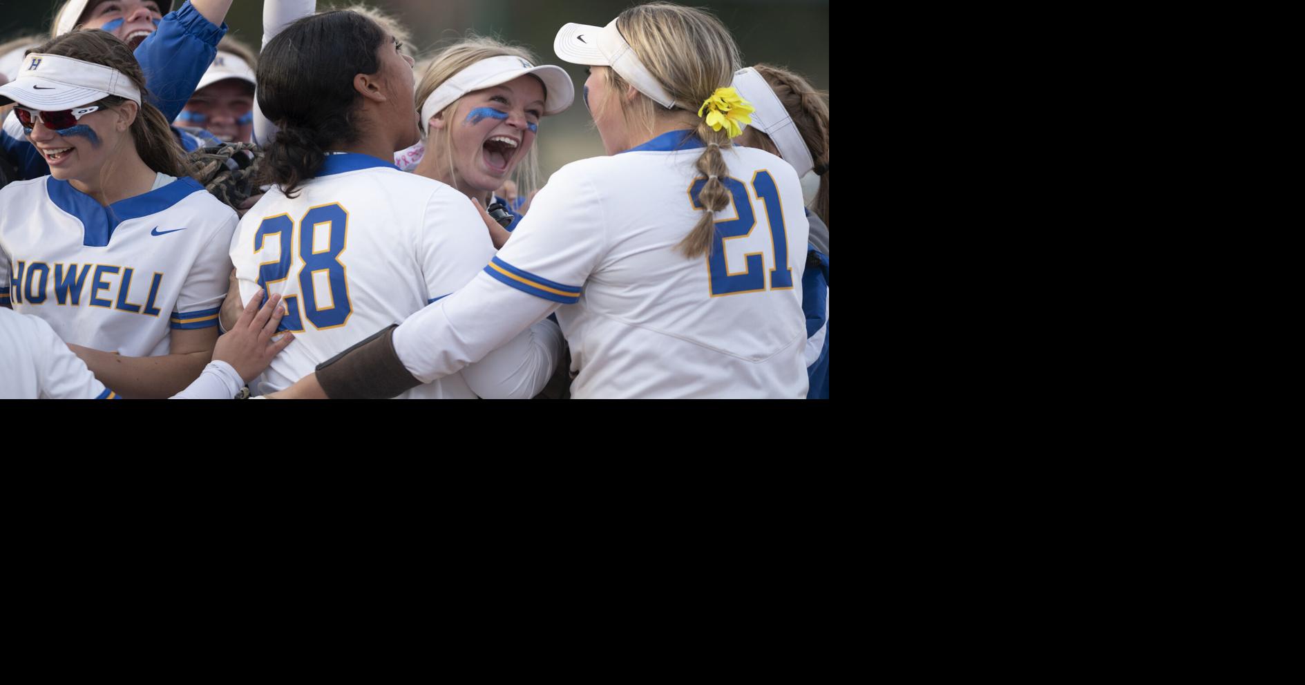 Class 5 softball state quarterfinal: Francis Howell 11, Francis Howell ...