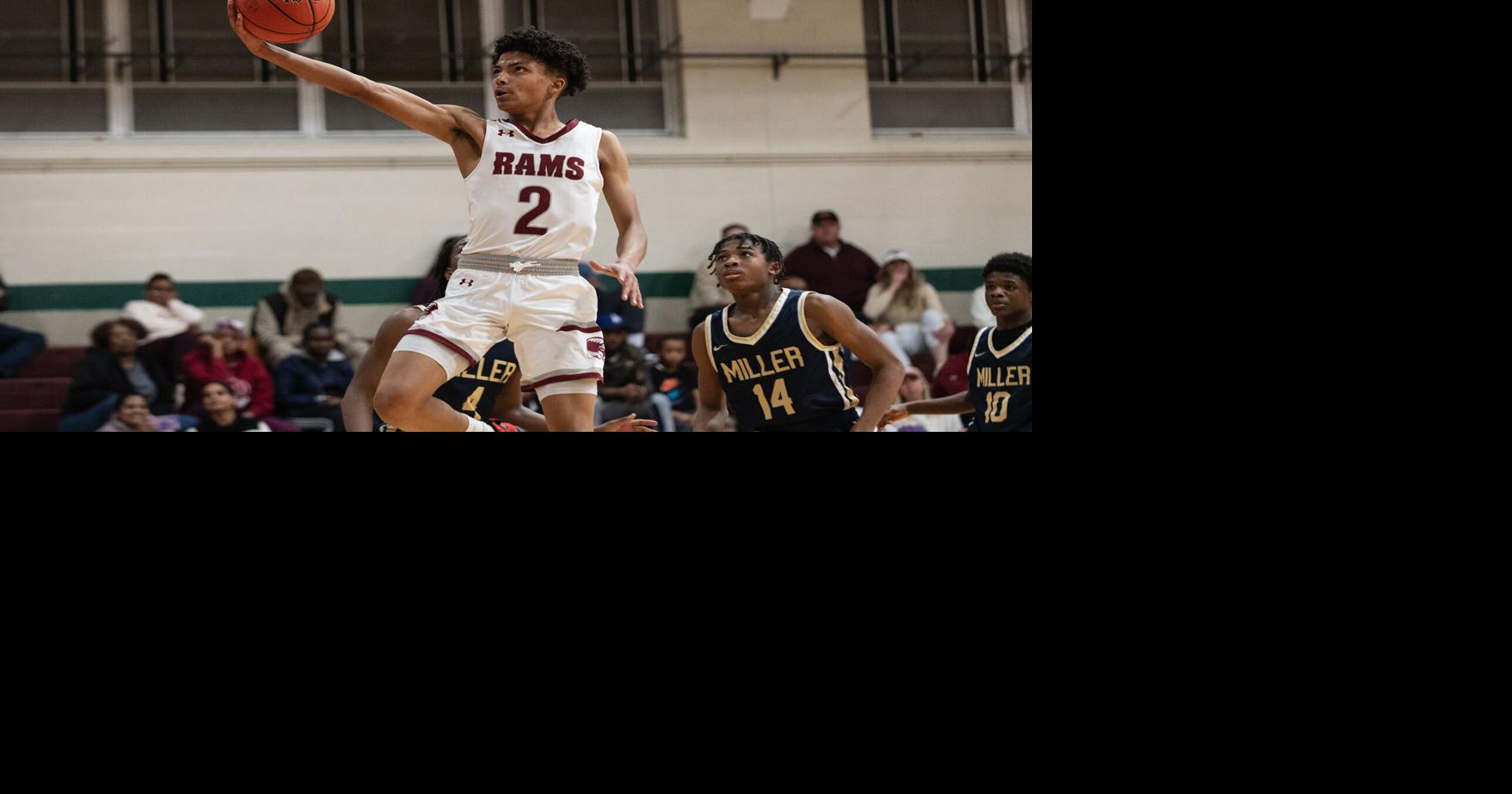 MICDS overcomes slow start to surge in tournament semifinal