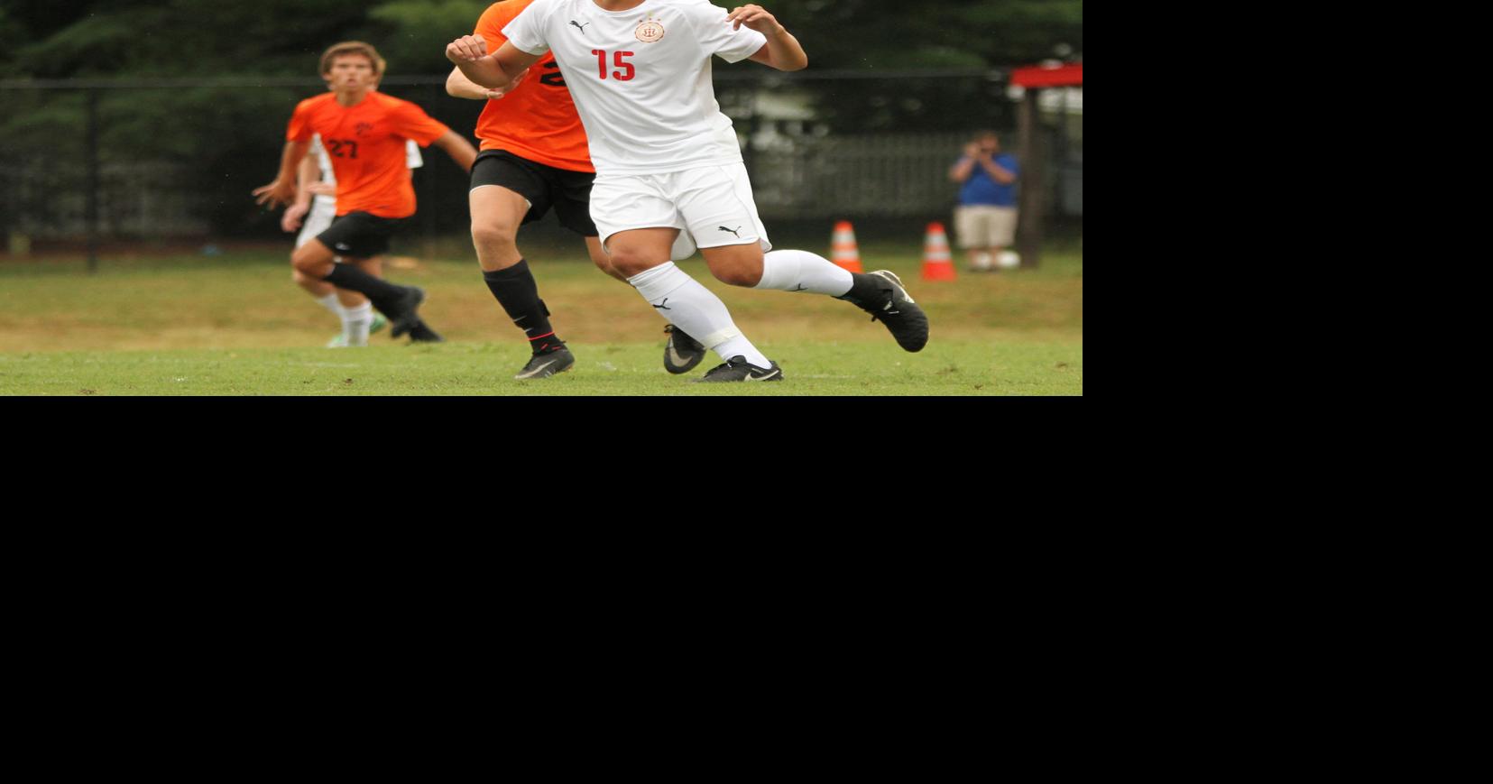 Deep talent pool helps Chaminade continue successful run