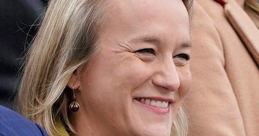 New Illinois congresswoman opens Metro East office