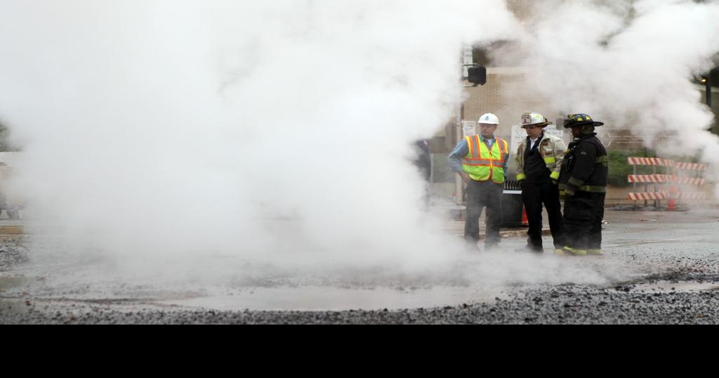Burst steam pipe in downtown St. Louis