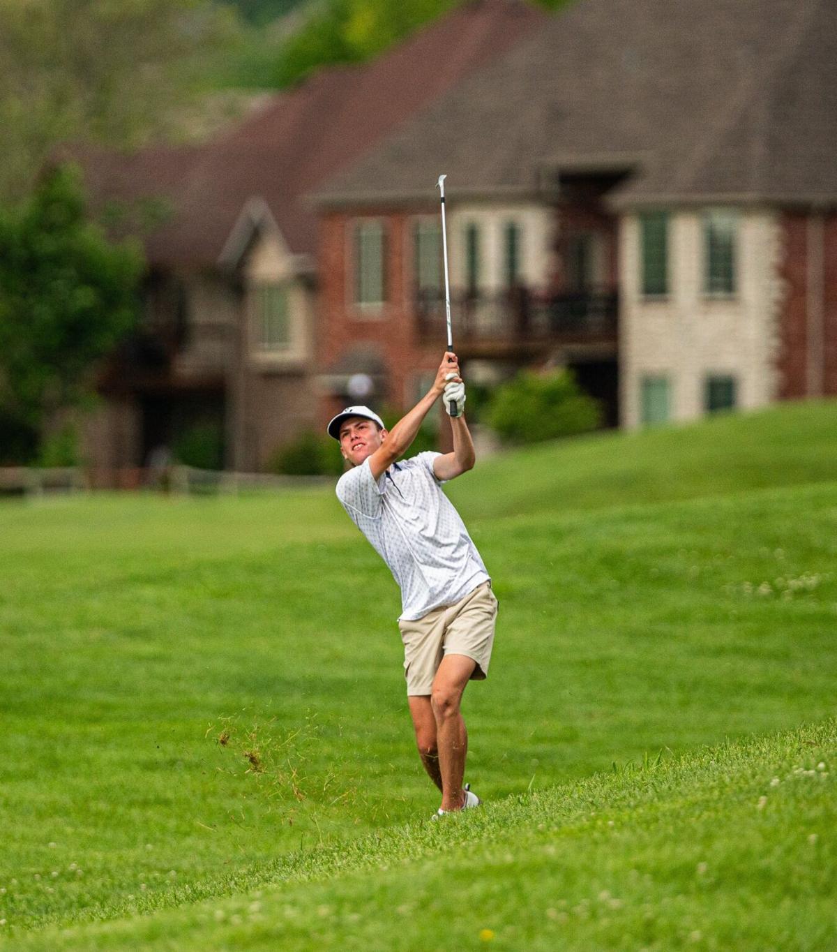 Scenes from first round of Missouri Class 5 boys golf tournament