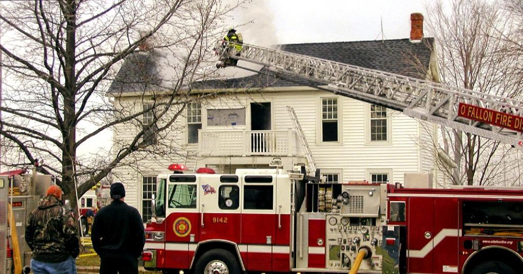 Fire ravages historic house in O'Fallon