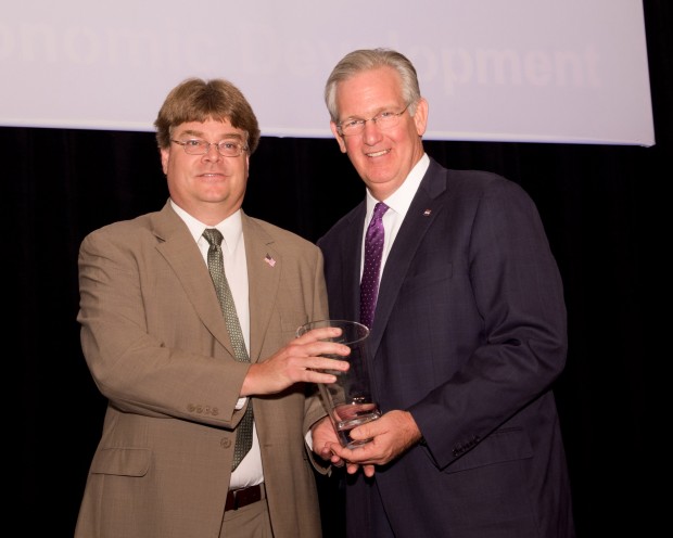 Entrepreneur award goes to St. Charles business