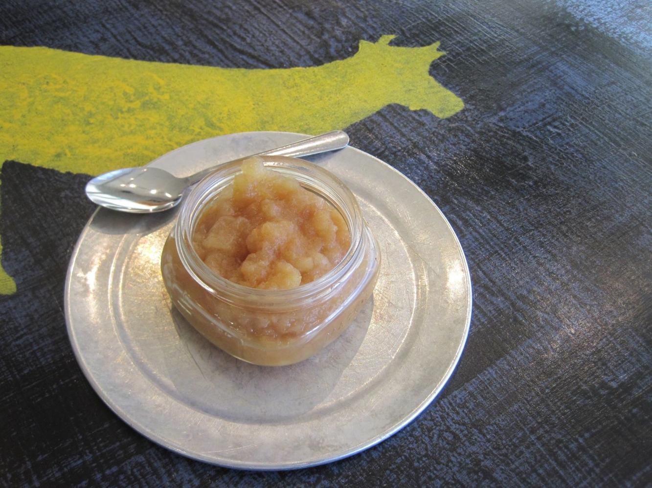 RECIPE: Stacked Burger Bar Applesauce