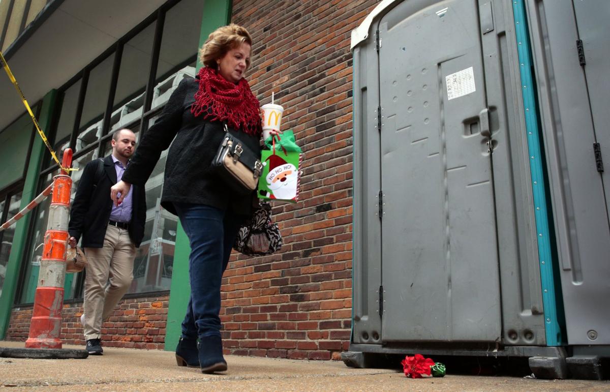 Homeless man dies in the downtown St. Louis port-a-potty where he was ... Homeless man dies in the downtown St. Louis port-a-potty where he was ...