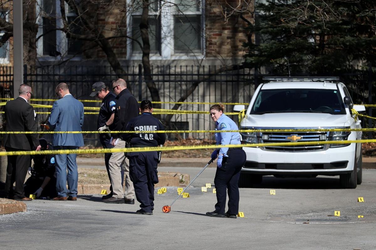 Police investigate fatal shooting in Ville neighborhood