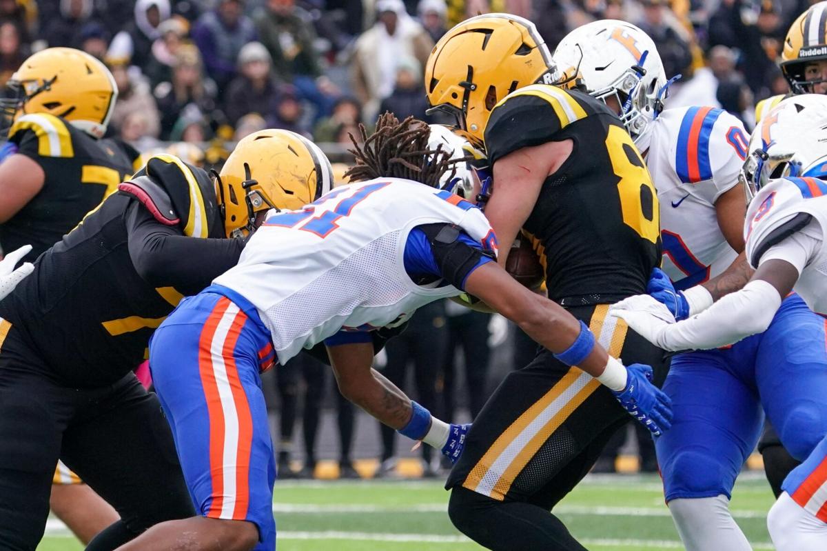 East St. Louis football state championship game rescheduled for Tuesday
