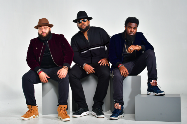 Anthony Hamilton's HamilTones step out from the background
