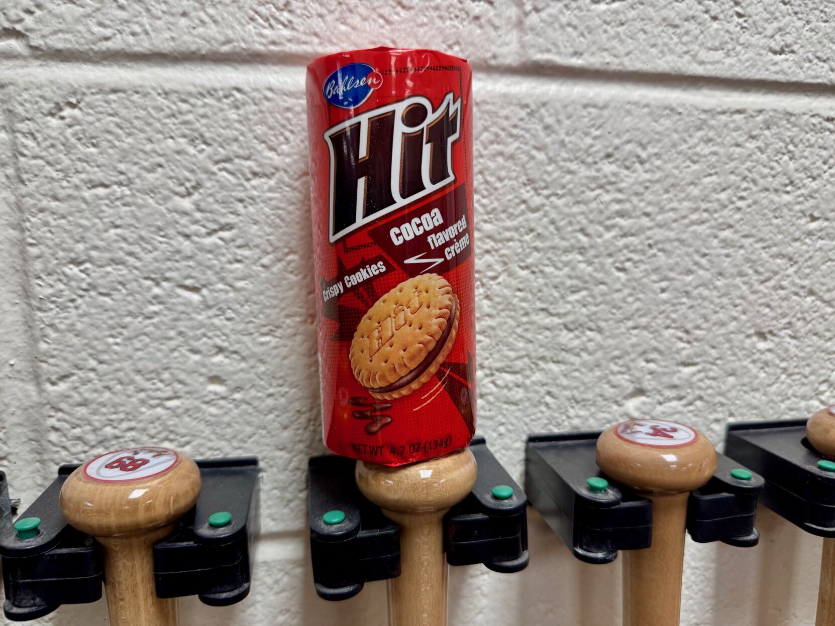 Cardinals hitters inspired by new hitting coach, his cookies