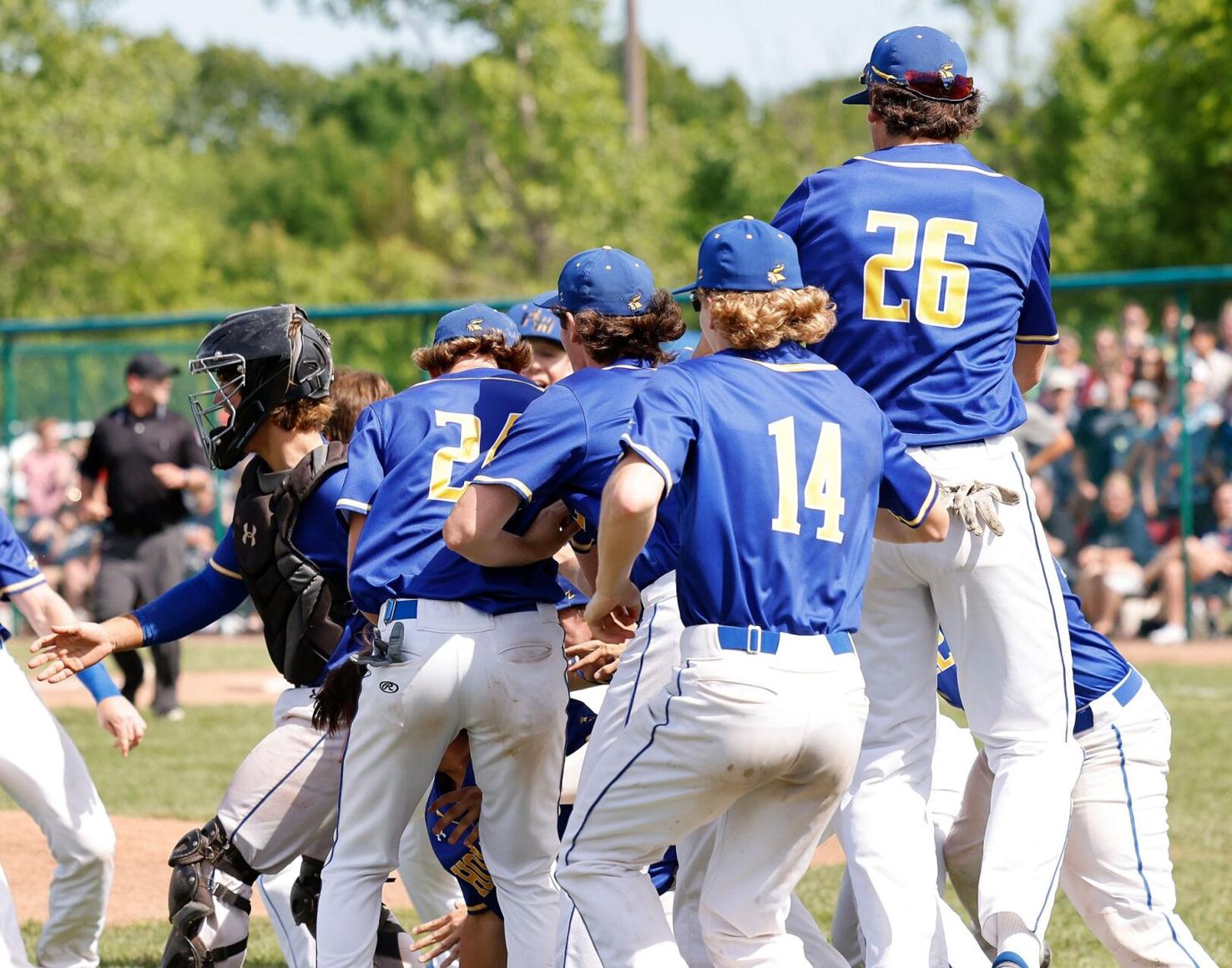 Nepute spins complete game as Francis Howell edges Howell Central to ...