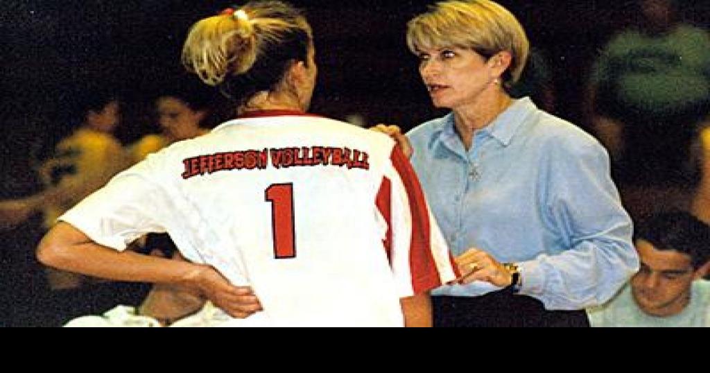 Stringer begins final run at national volleyball title