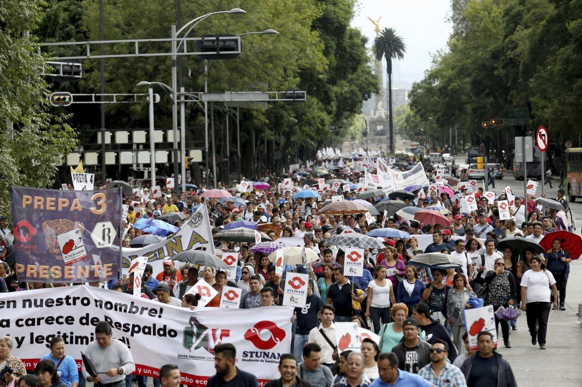 NAFTA negotiators still divided but cite progress in talks