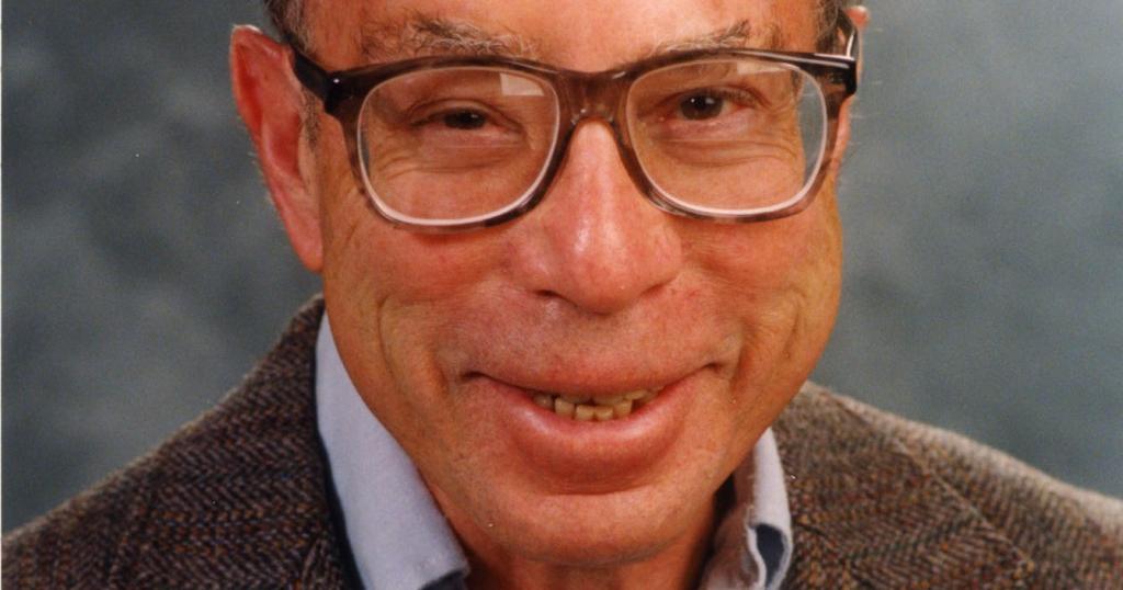 Richard Stang dies; Wash. U. professor who was expert on English literature