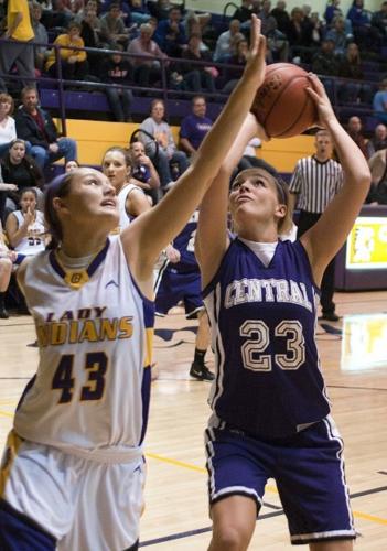 Breese Central tops Carlyle to add to string of league titles