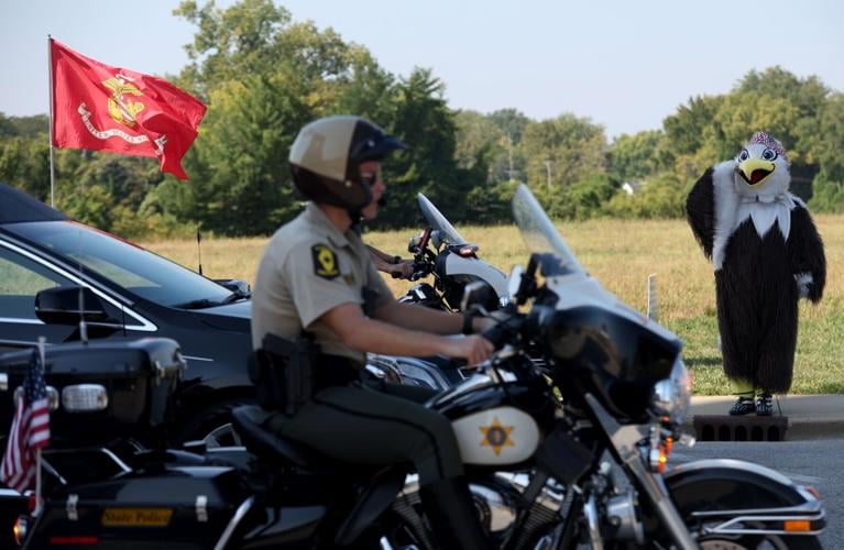 Funeral for Belleville Marine draws hundreds
